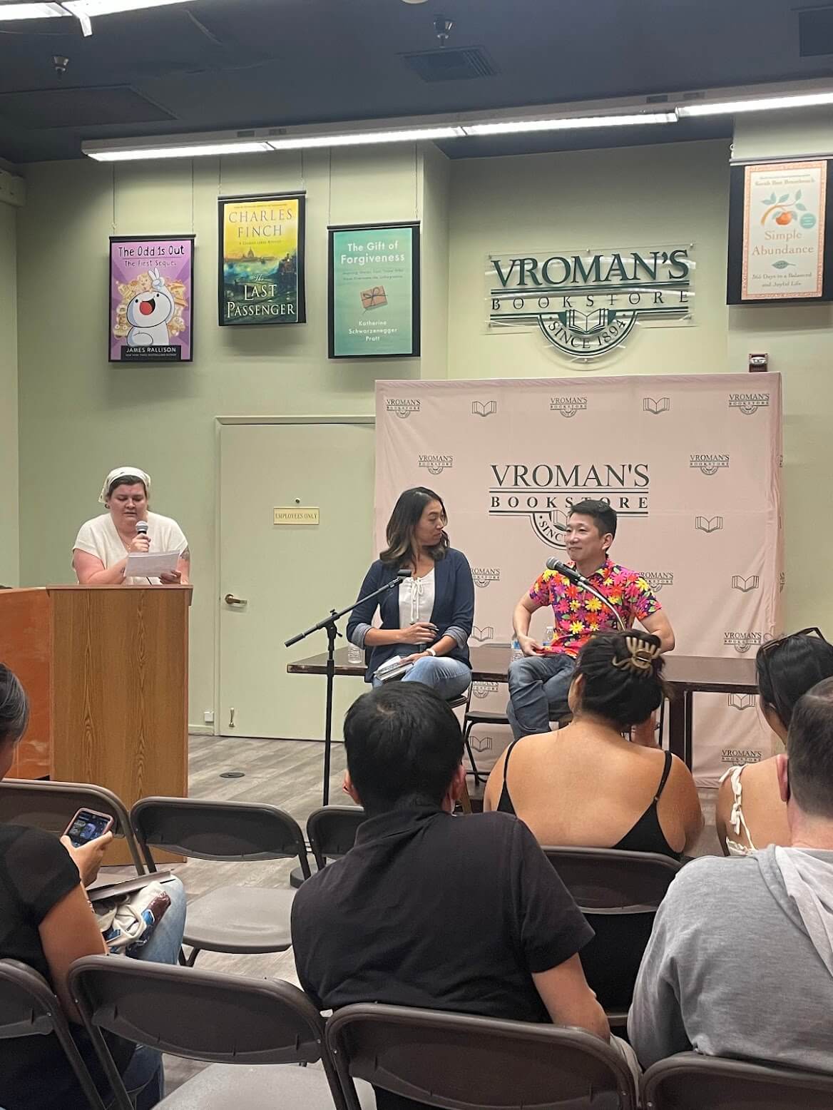 A Native's Guide to the Best 9 Bookstores in LA